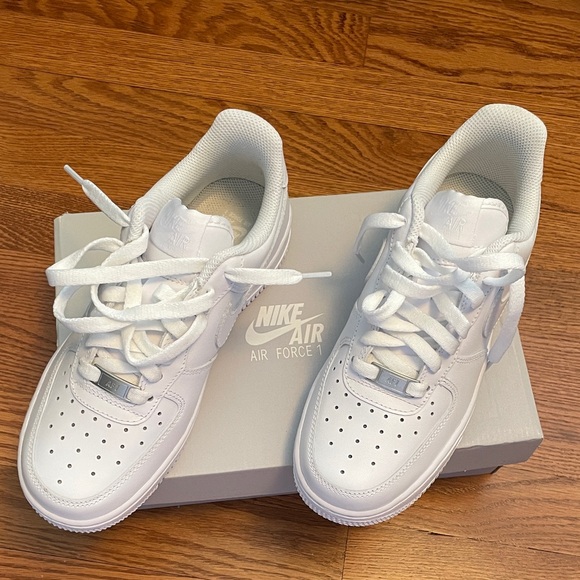 Nike | Shoes | Nike Womens Air Force Allwhite Never Worn | Poshmark